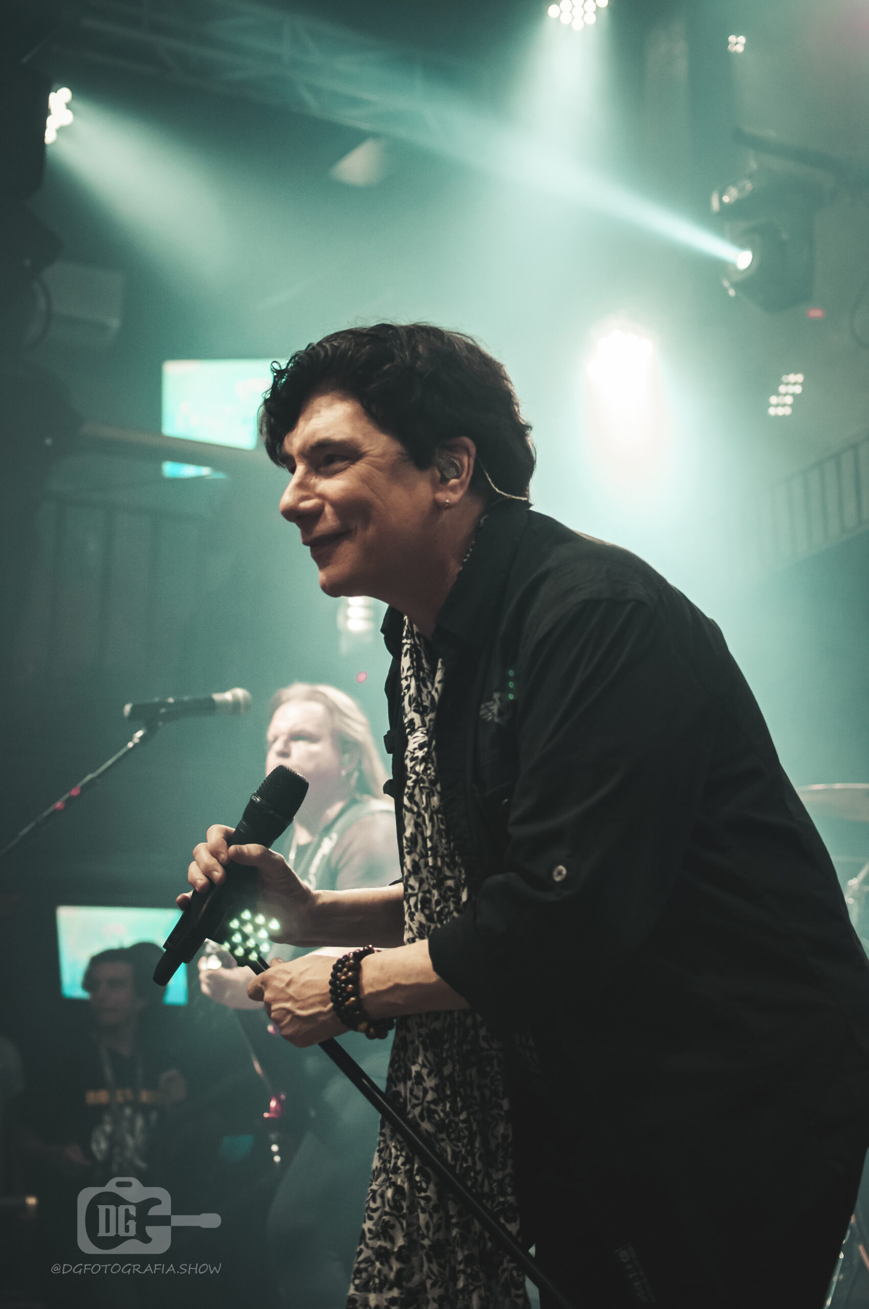 Três shows de Eric Martin no mesmo local em 367 dias! Que venham o ...